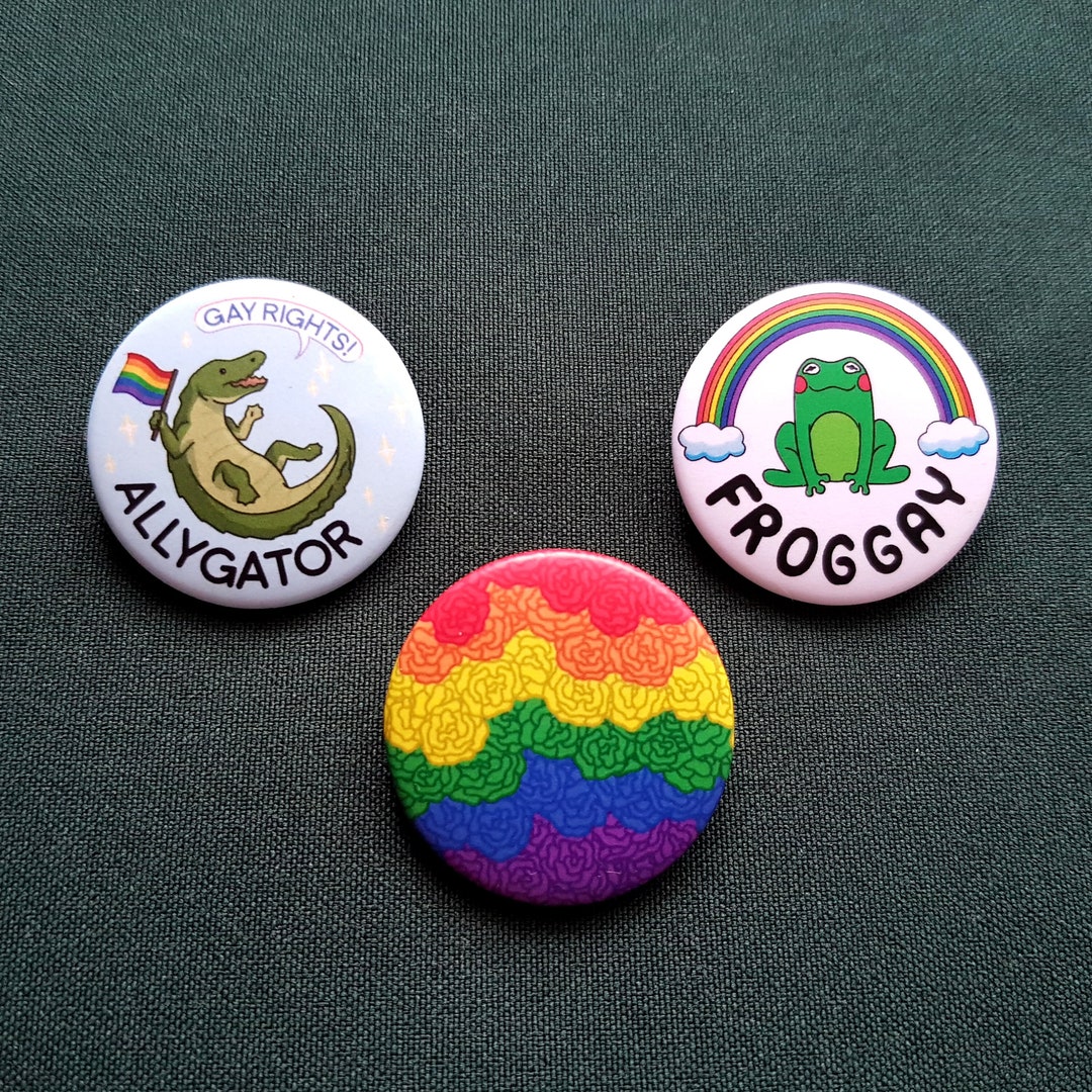 Flower Pride Flag Button - Rainbow Flag - Froggay - Allygator - Etsy