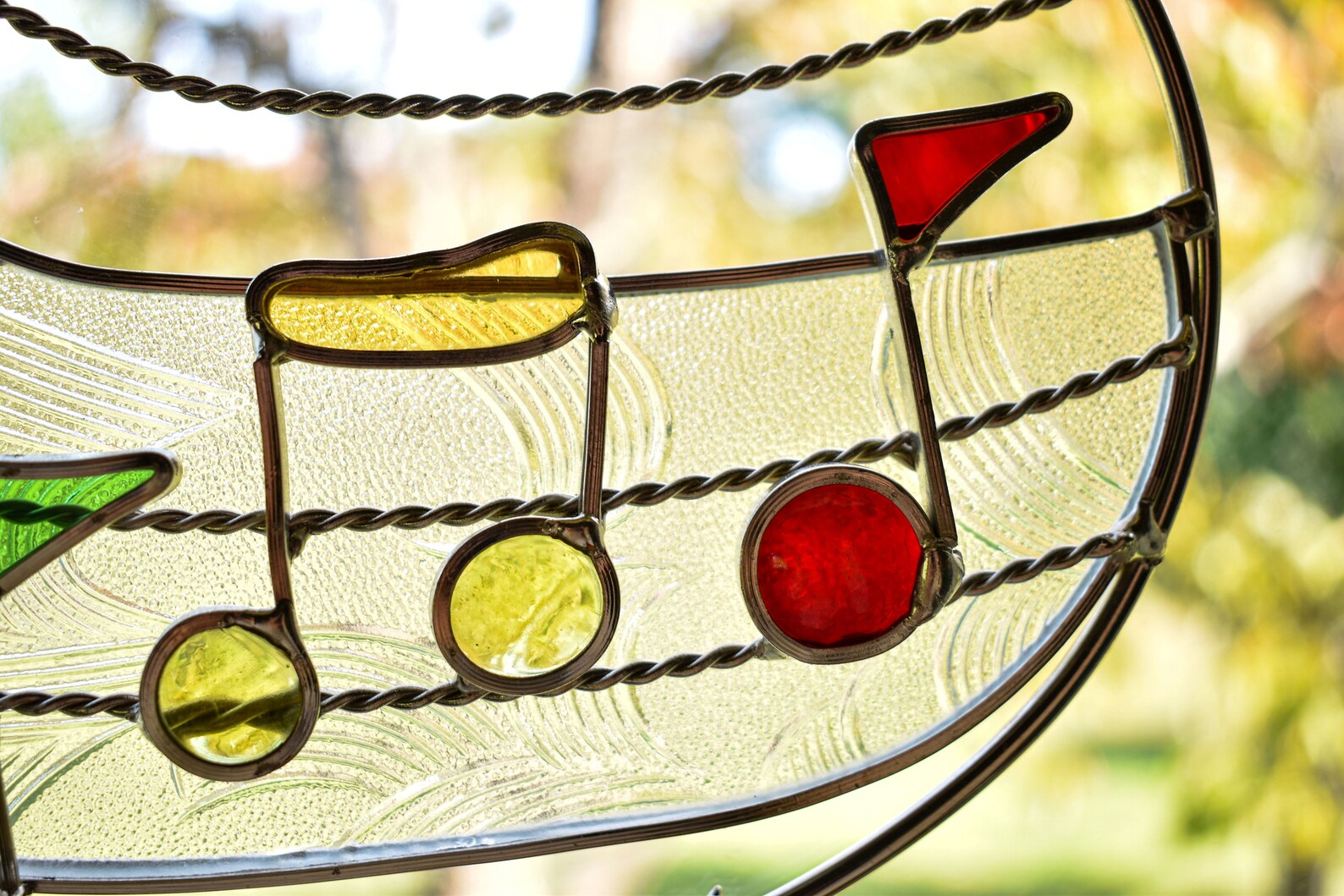 Music in Oval Wire Frame - Etsy