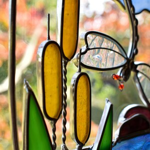 Dragonflies in Oval Wire Frame - Etsy