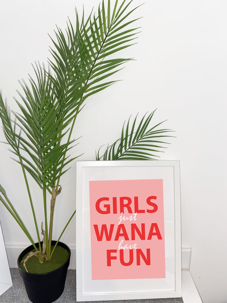GIRLS JUST Wana Have FUN House Print, Graphic Bright Print Colours ...