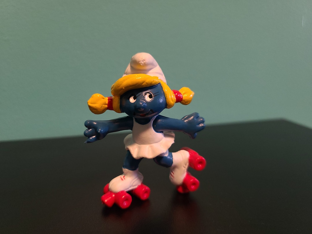 Rollerskate Smurfette 20126, Rollerskate Smurfette, Skating Smurfette ...