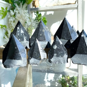 Black Tourmaline Top Polish Point W/ Inclusion - Healing Stone ...