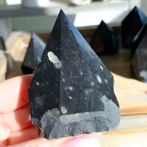 Black Tourmaline Top Polish Point W/ Inclusion - Healing Stone ...