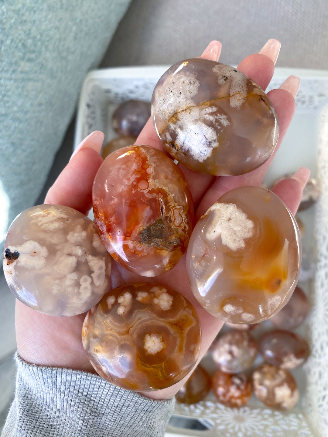 HAPPY Flower Agate Palm Pebble Stone - Cherry Blossom - Cheerful ...