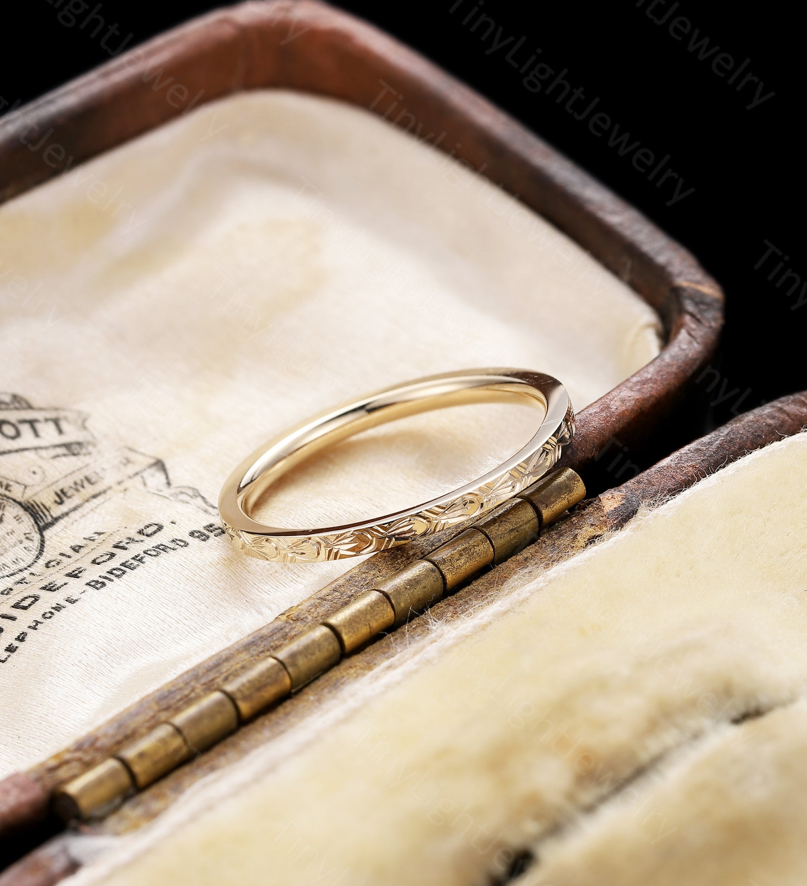 Minimalist Simple Wedding Band Yellow Gold Unique Band - Etsy