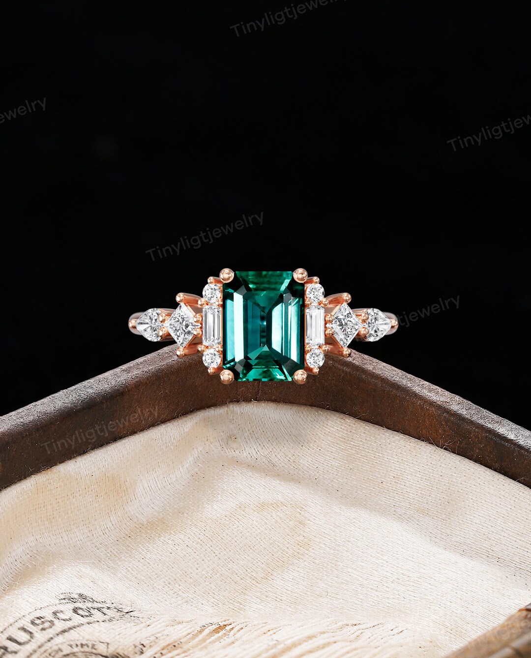 Luxury Emerald Engagement Ring – Art Deco Moissanite Cluster Statement ...