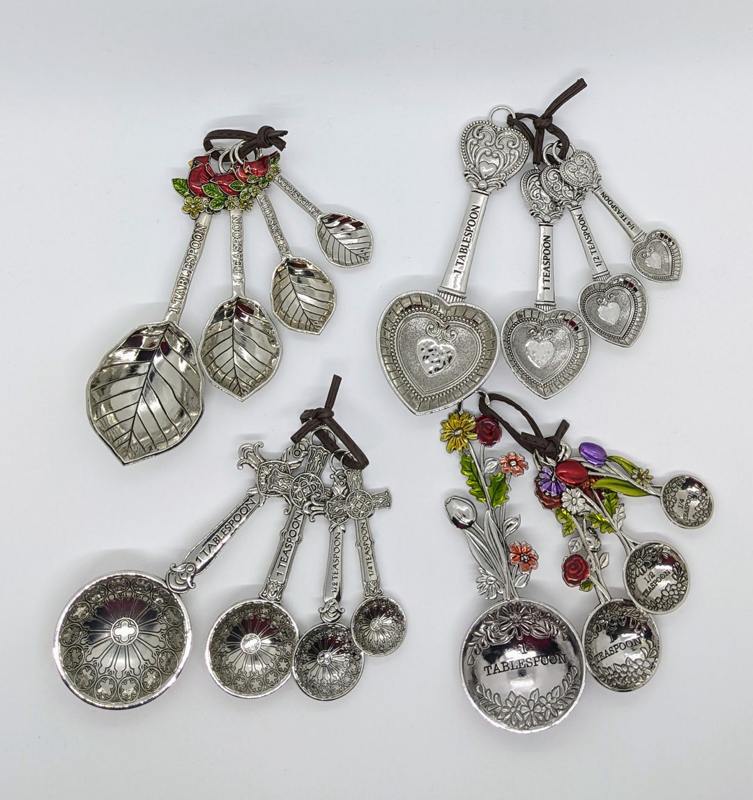 Decorative Measuring Spoons Set: Hearts, Frogs, Flowers, Dragonflies ...