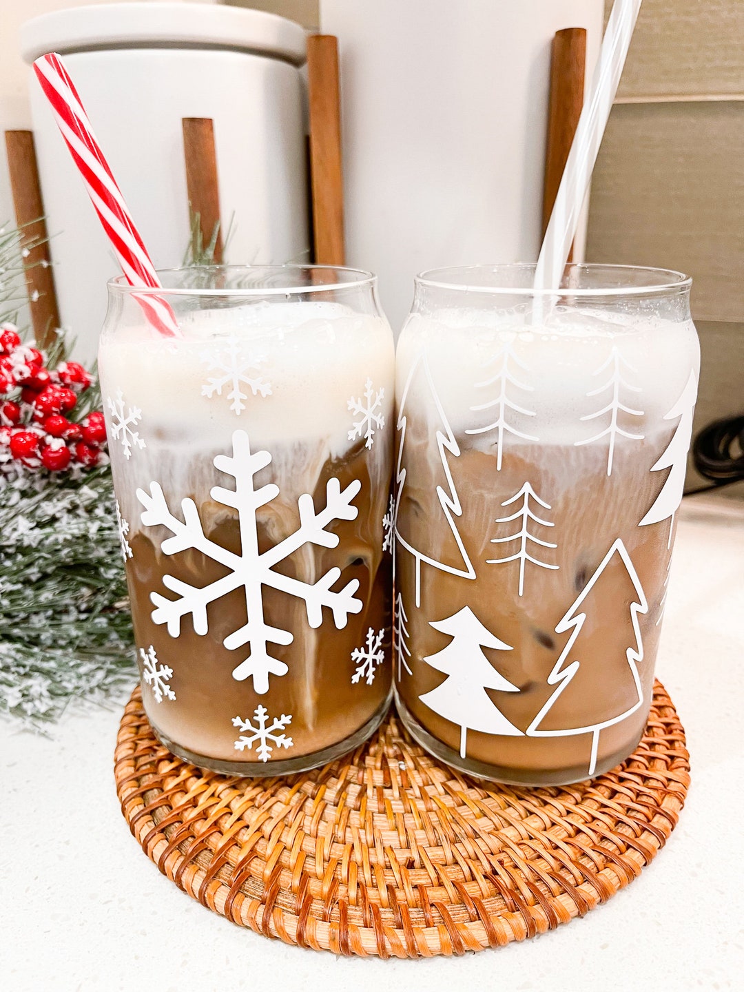 Christmas Tree Glass Tumbler, 16oz Can Glass, Snowflake Glass Cup, Beer ...