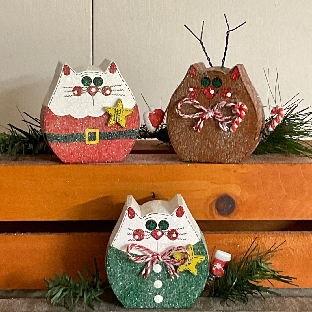 Santa Claus, Elf and Rudolph Cats/christmas Cats/tiered Tray Decor - Etsy