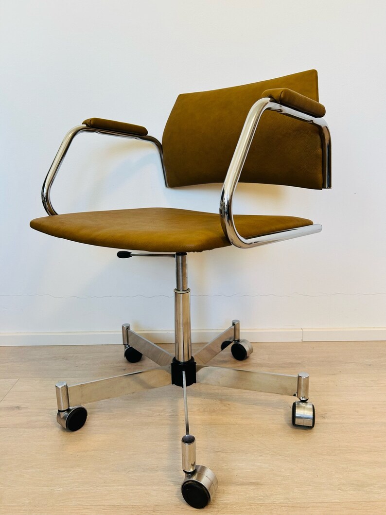 Fully Restored Mustard OFFICE CHAIR by Kovona Model K-380 ...