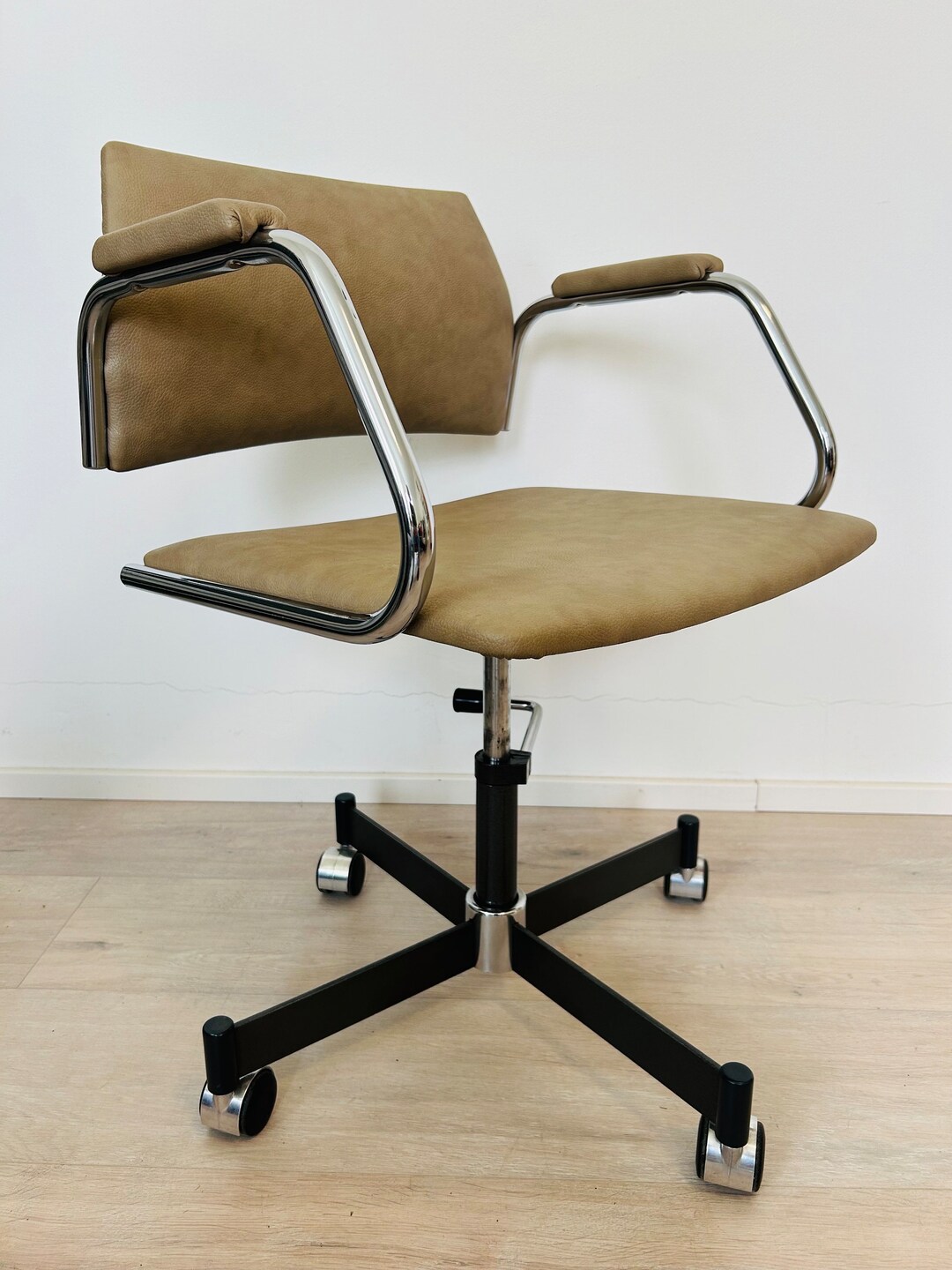 Fully Restored Beige Vintage Office Chair From Kovona, 1980s - Etsy
