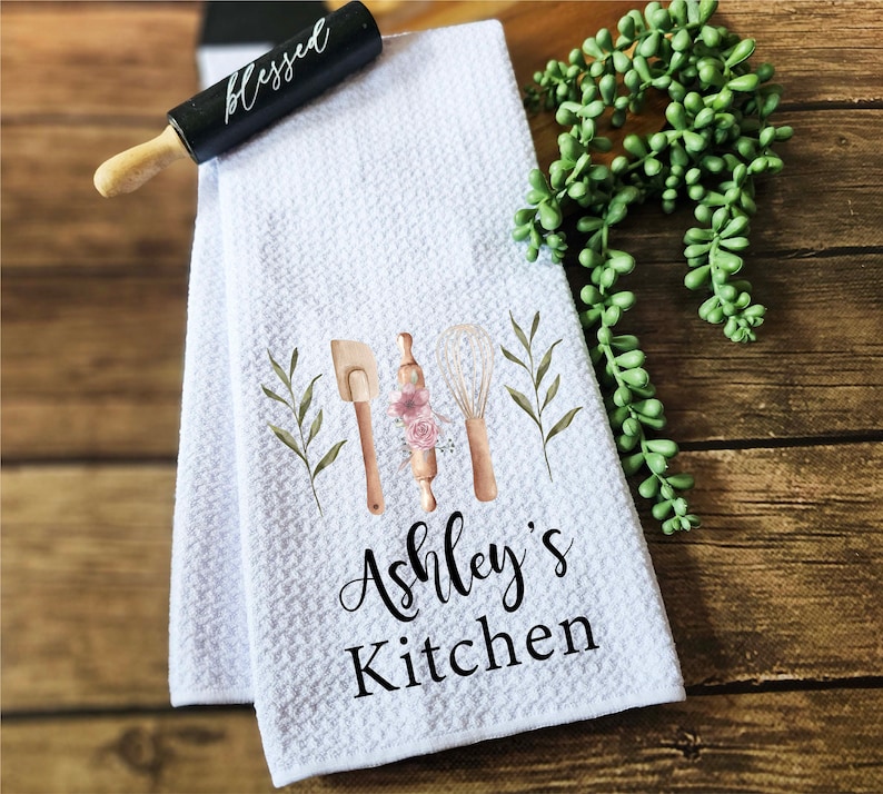 Personalized Kitchen Gift Set: Custom Apron, Oven Mitt, Potholder - Etsy