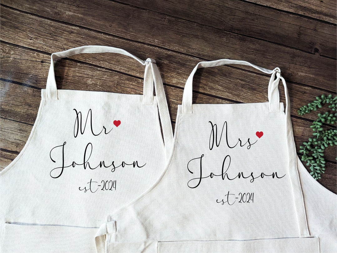 Personalized Couple Matching Apron Wedding Gift for Newly Weds Bridal ...
