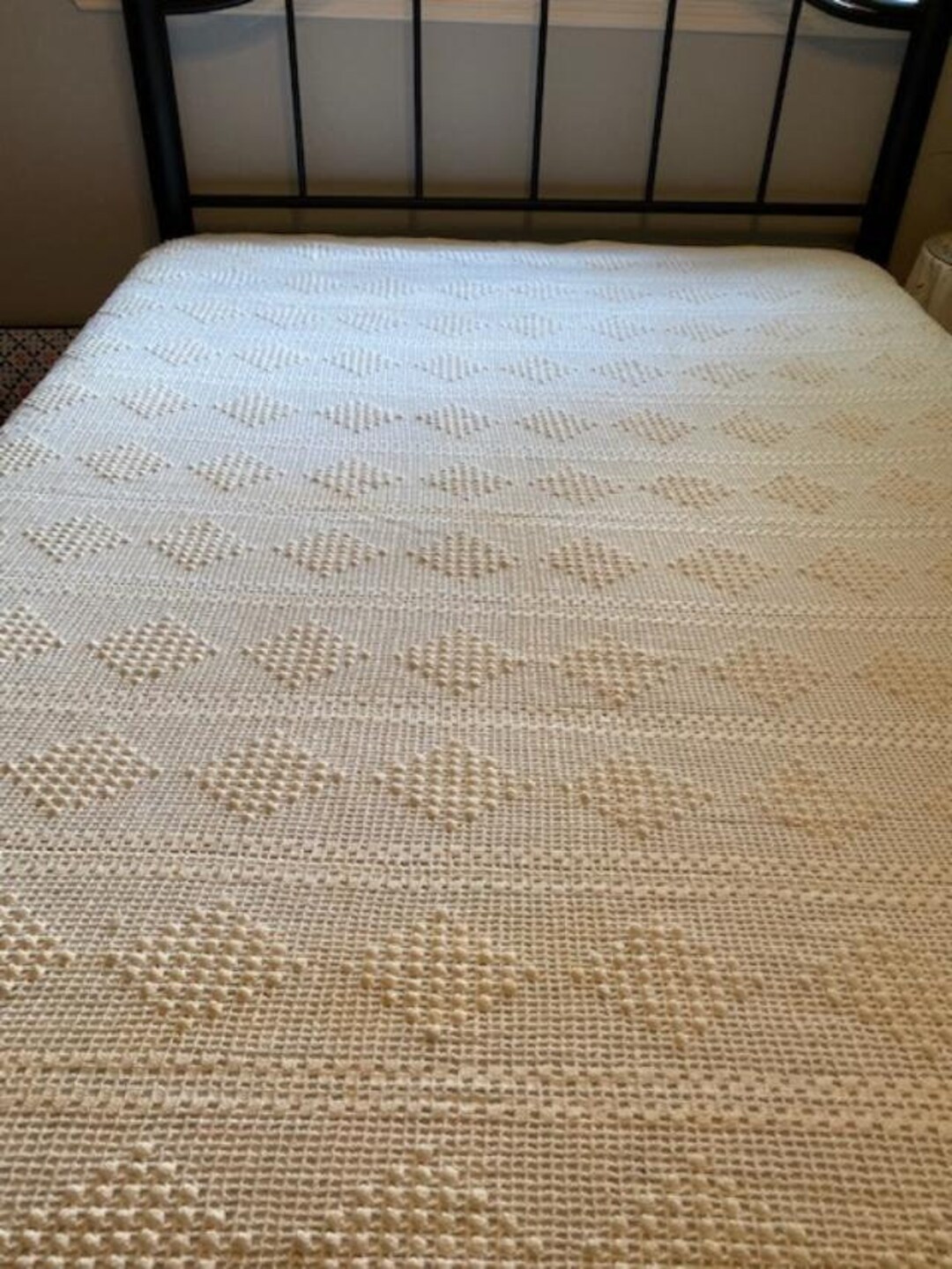 Hand Crocheted Bedspread - Etsy