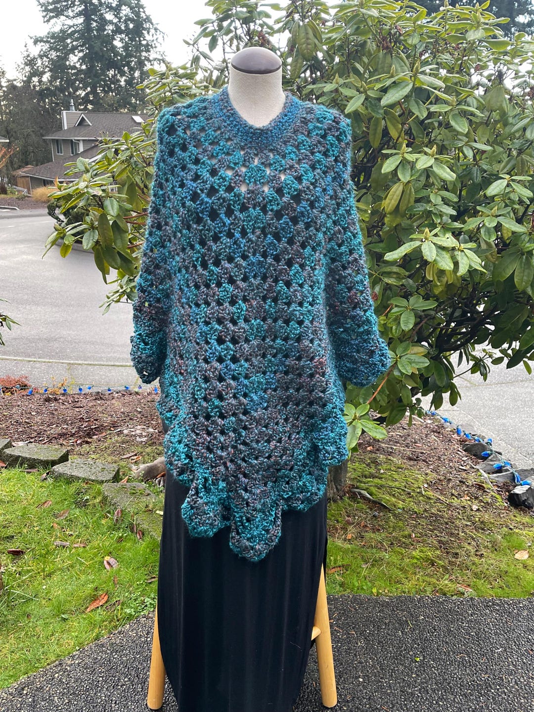 Coming Home Poncho, Scallop-edge Poncho, Martha Stewart Inspired Poncho ...