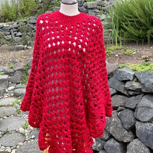 Coming Home Poncho, Scallop-edge Poncho, Martha Stewart Inspired Poncho ...