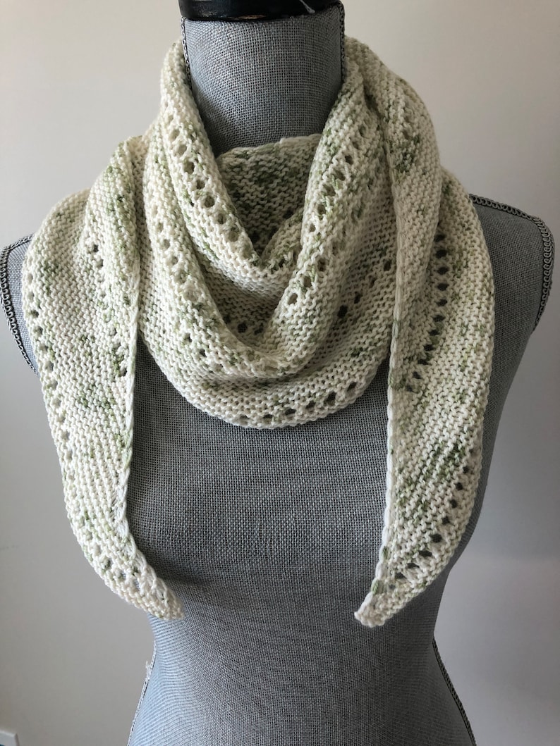 Knit Shawlette, Hand Knitted Shawl, Knit Triangle Scarf, Knitted Scarf ...