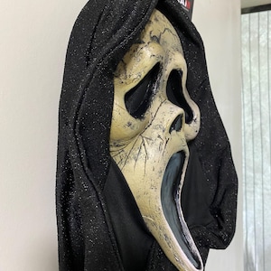 Deluxe Aged Scream 6 Mask V Adult Size Ghostface Killer Scream Mask - Etsy