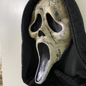 Deluxe Aged Scream 6 Mask Z Adult Size Ghostface Killer Scream Mask - Etsy