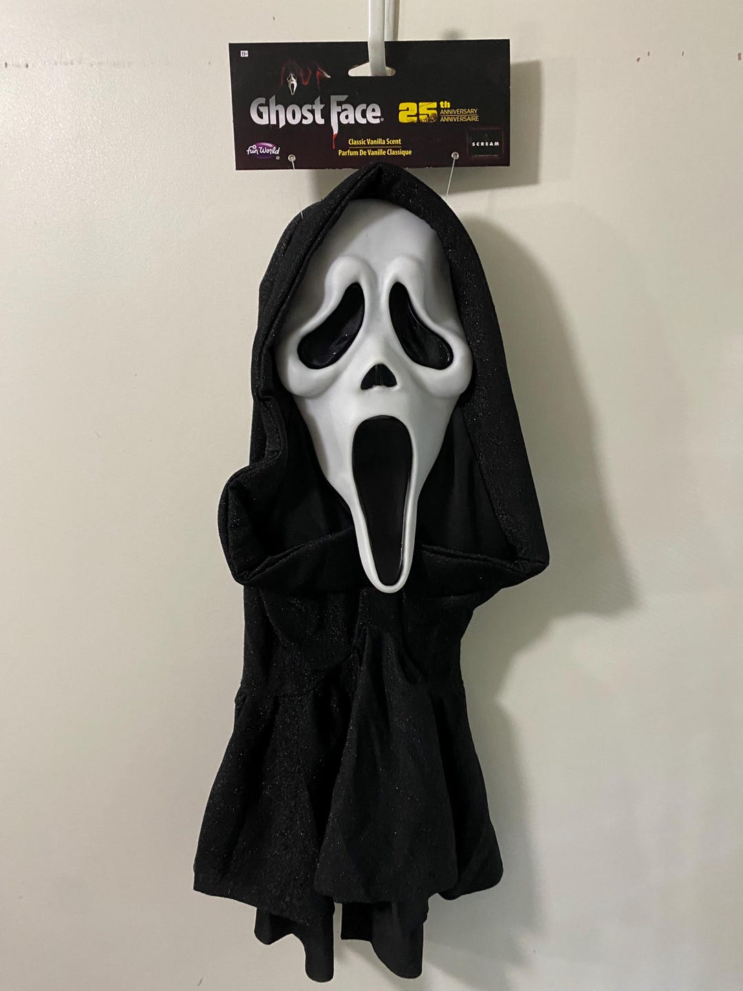 Scream 25th Anniversary Mask 2024 EE Adult Size Ghostface Killer Scream ...