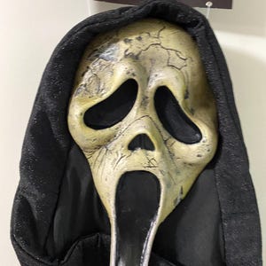 Deluxe Aged Scream 6 Mask O Adult Size Ghostface Killer Scream Mask - Etsy