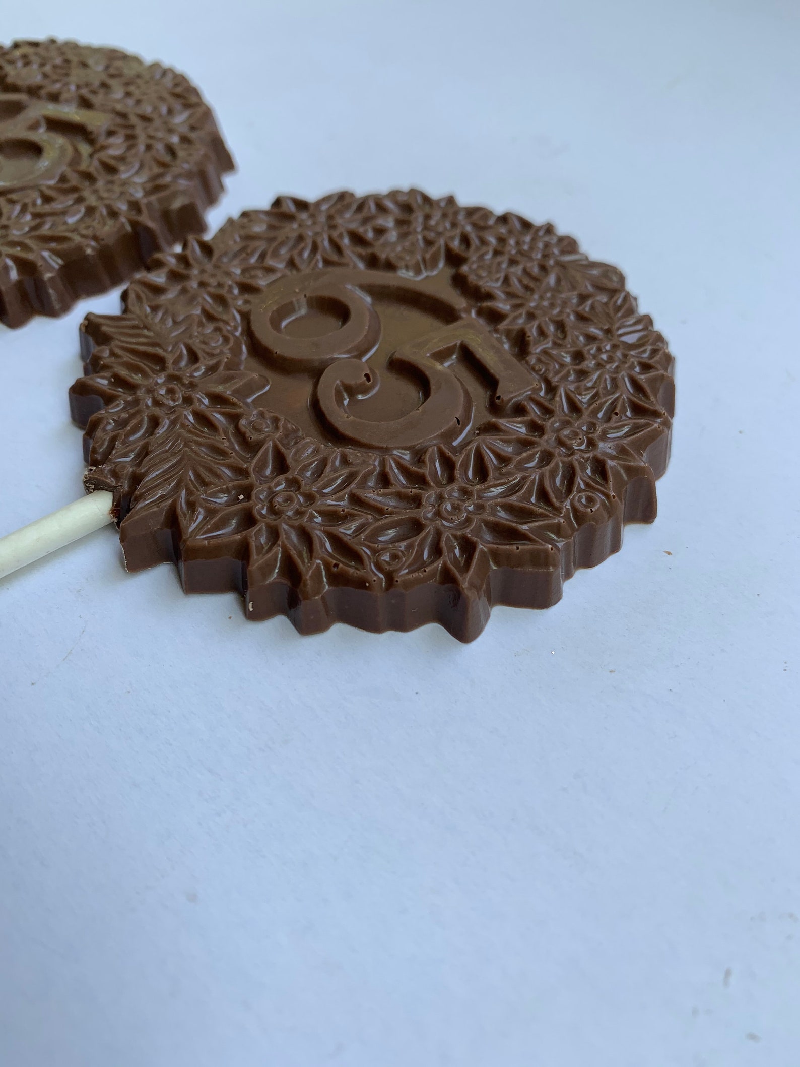 30 65th Birthday Chocolate Pops Chocolate 65th Suckers Chocolate ...