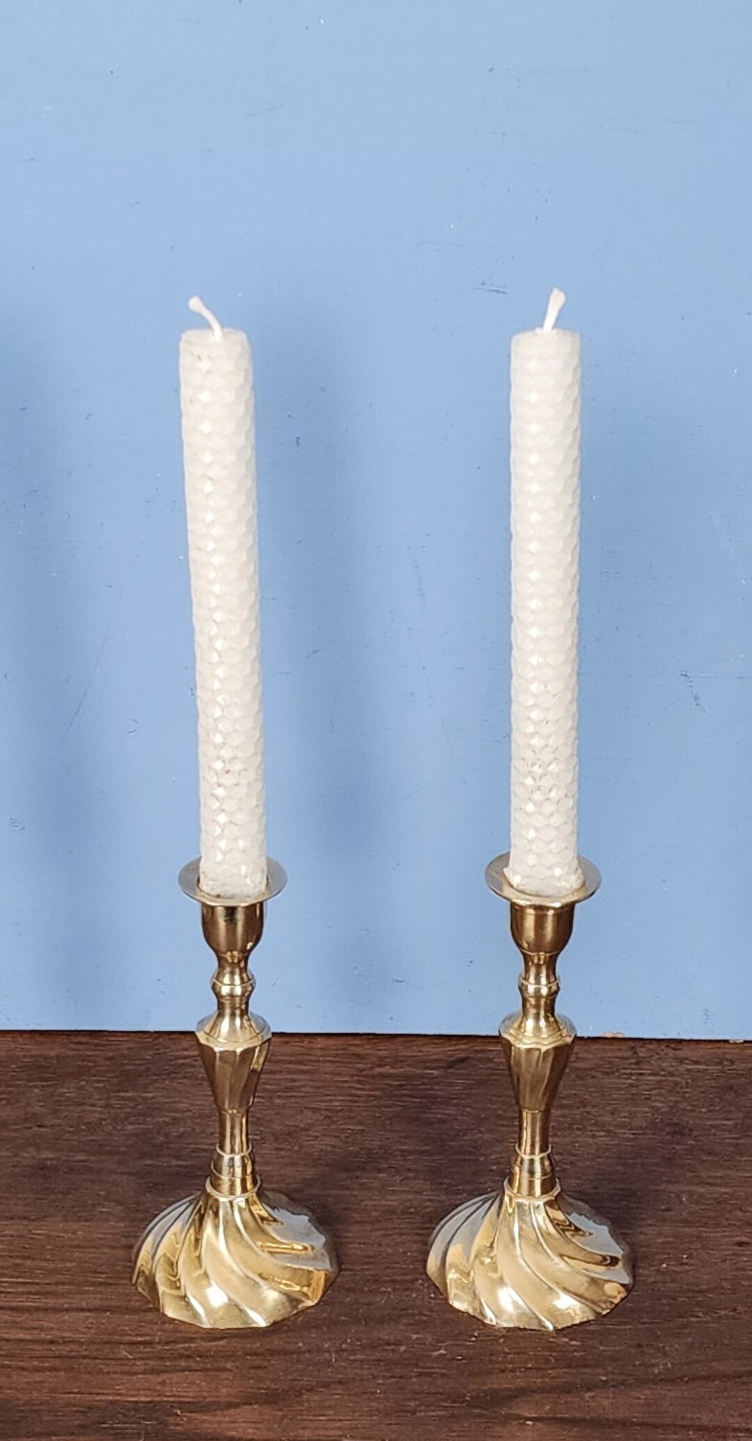 1980s Pair of HIGH-QUALITY Baluster Brass Candlesticks With Swirly ...