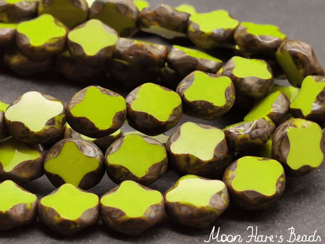 10 Ovals With RHOMBALS 9 X 8 Mm Table Cut Chartreuse Opaque With ...