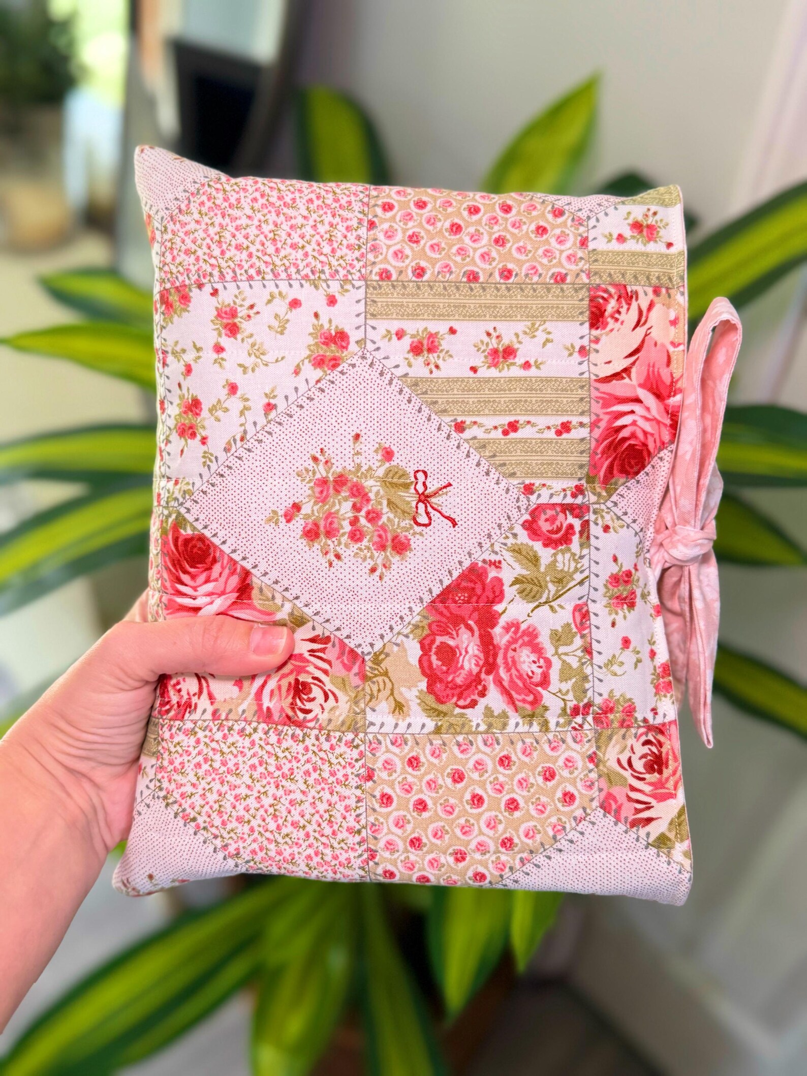 Bow Bible Sleeve, Quilted Bible Sleeve, Bible Sleeve With Bow, Bible ...