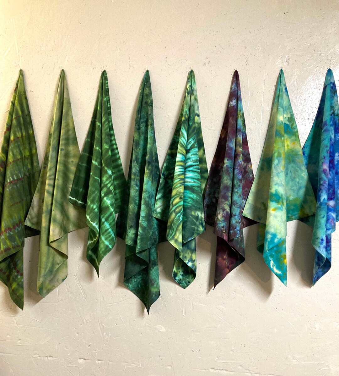24" Green Bandana 27' Green Kerchief Sewn by Me Repurposed 100% Cotton ...