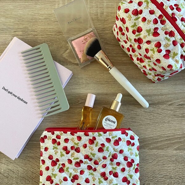 Strawberry Makeup Bag - Etsy