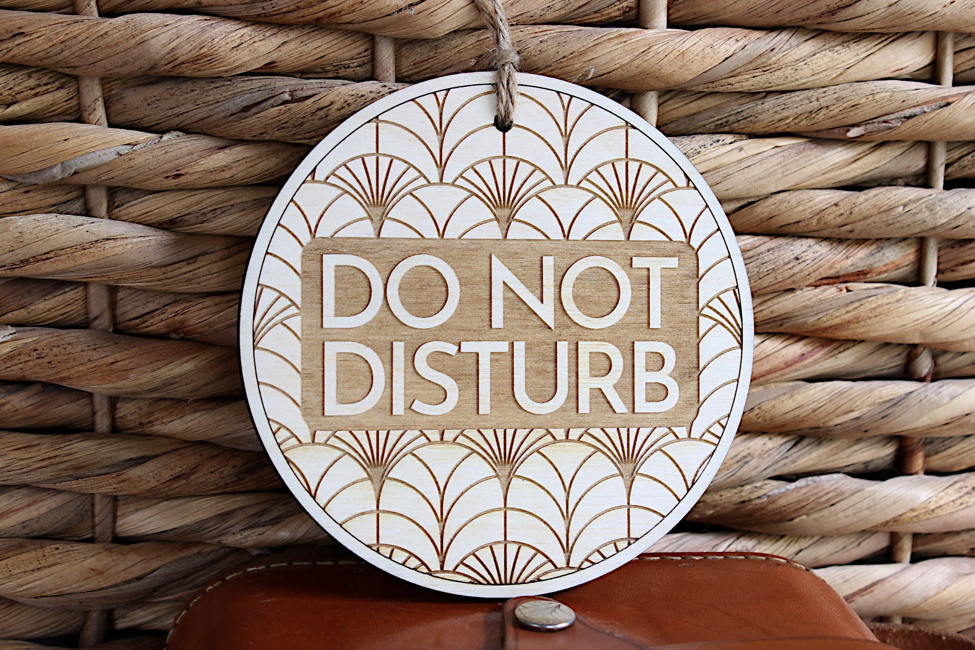 Round DO NOT DISTURB Door Sign, Art Deco Wooden Door Hanger - Etsy