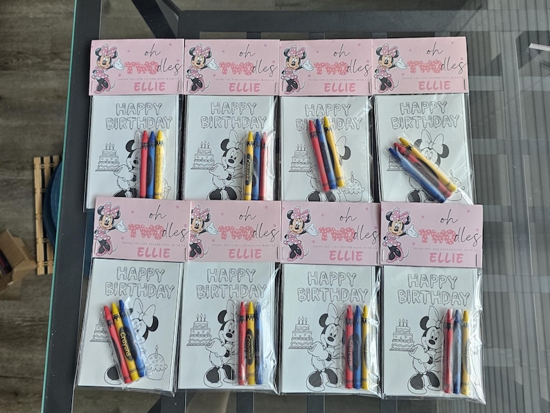 Minnie Mouse Party Favor, Favor Mini Coloring Sheets & Crayons, Party ...