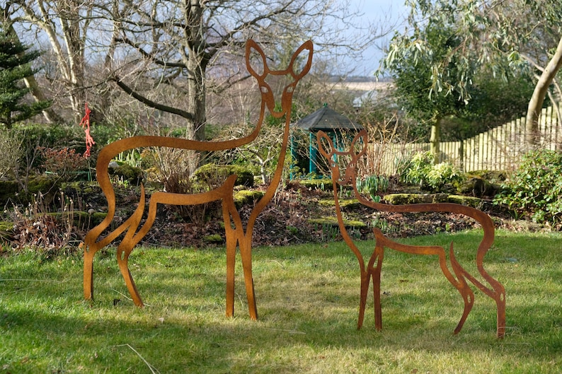 Deer and Fawn Sculpture - Roe Deer With Fawn Sculpture Rust Patina ...