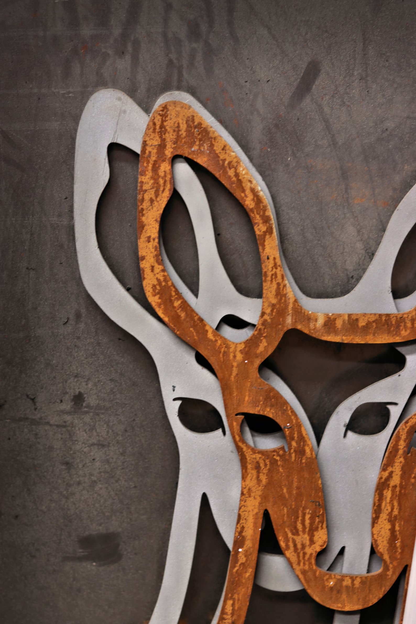 Deer and Fawn Sculpture - Roe Deer With Fawn Sculpture Rust Patina ...