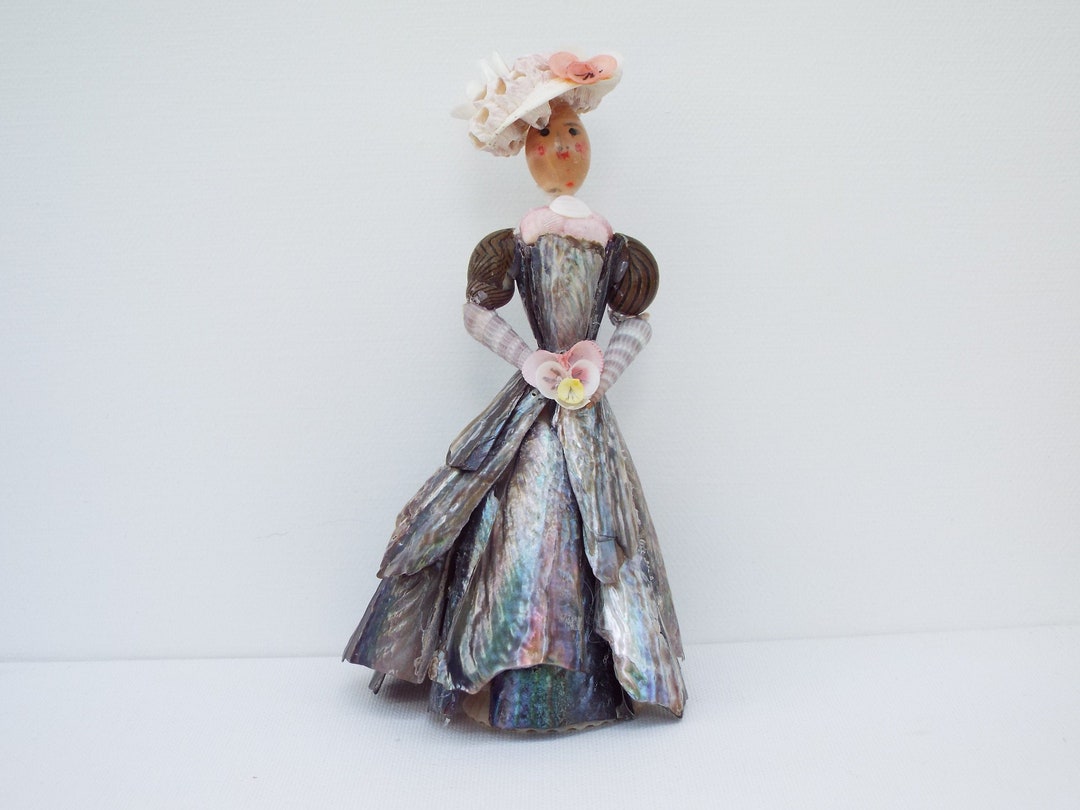 Seashell Ballroom Dancer - Etsy