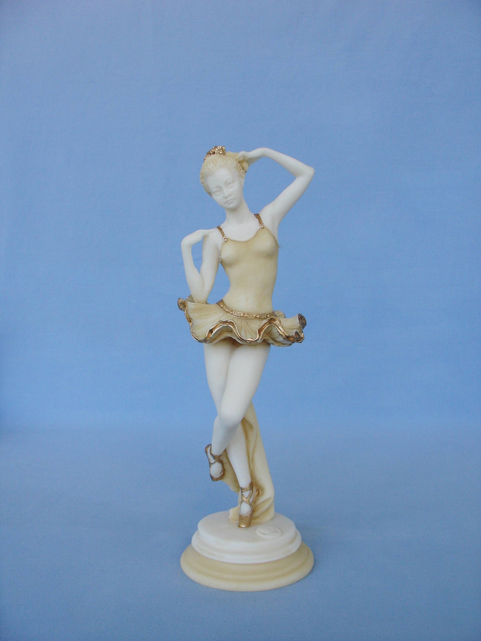 Ballet Dancer – Ballerina – Type 1 – Made of Alabaster 33cm White - Etsy
