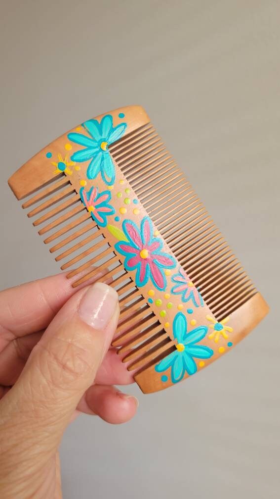 Macramé Fringe Comb With Hand Painted Floral Design - Etsy