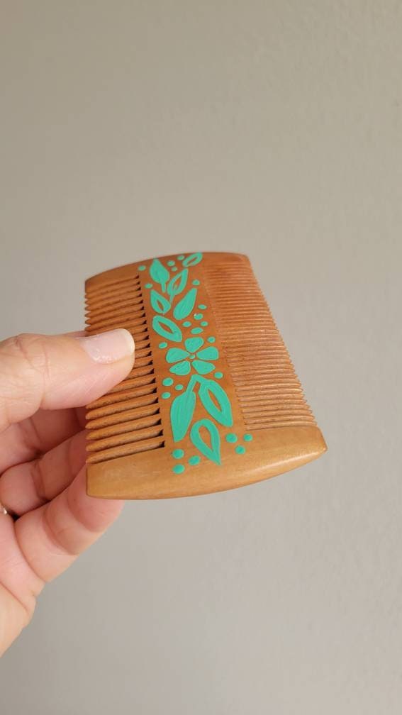 Macramé Fringe Comb With Hand Painted Floral Design - Etsy