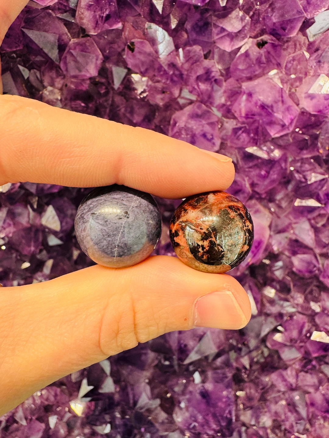 Sugilite + Richterite + Bustamite Sphere - 20mm (famous Wessels Mine ...