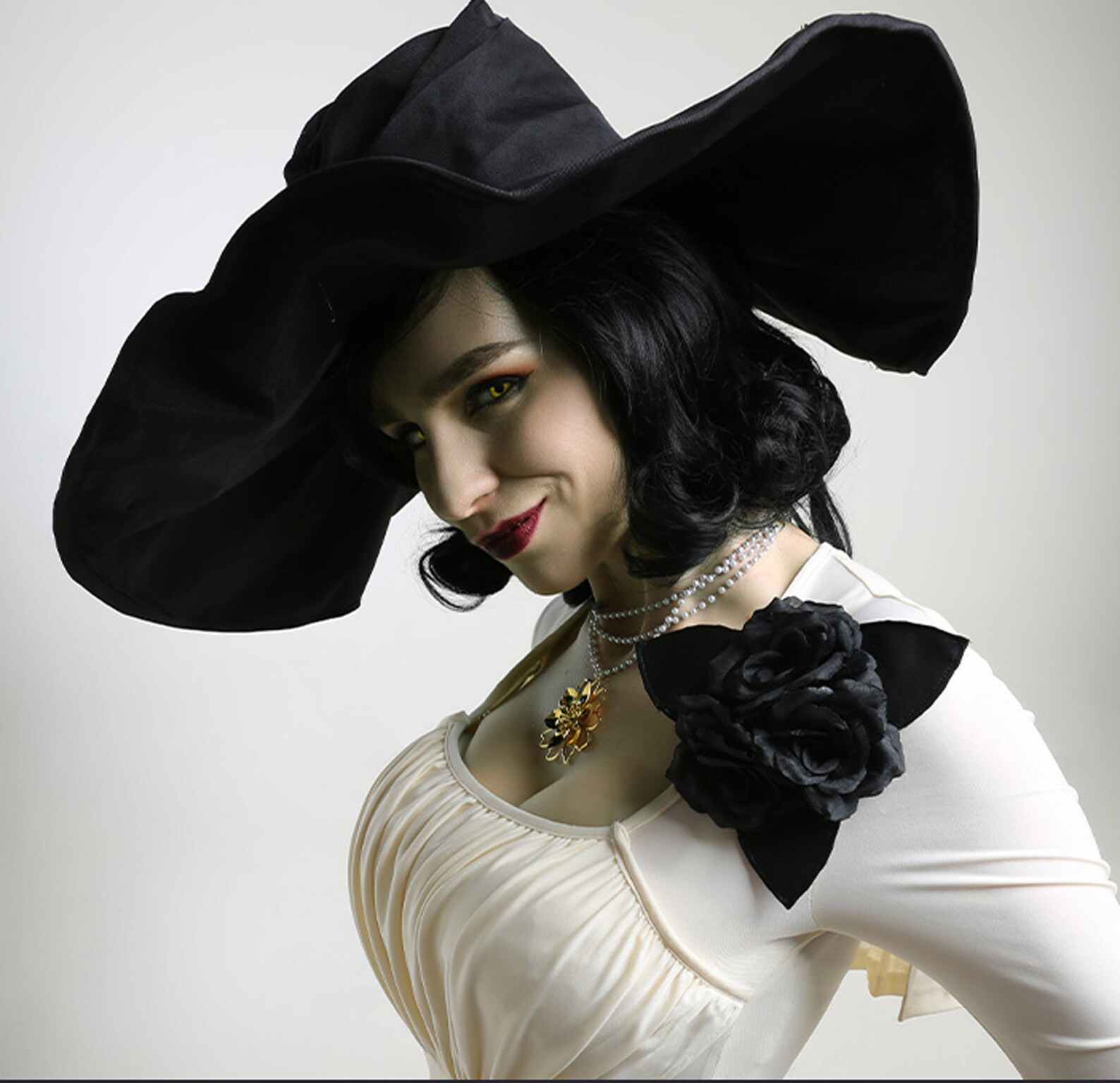 Women's Alcina Dimitrescu Cosplay Costume Halloween Suit - Etsy