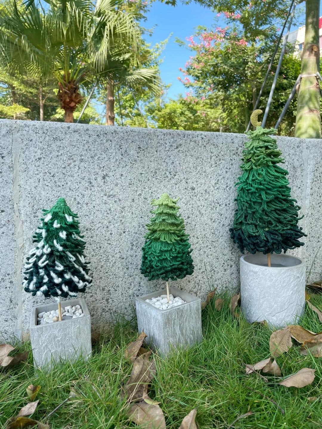 Crochet Pattern: Small Potted Tree - 6 Sizes of Christmas Trees DIY ...