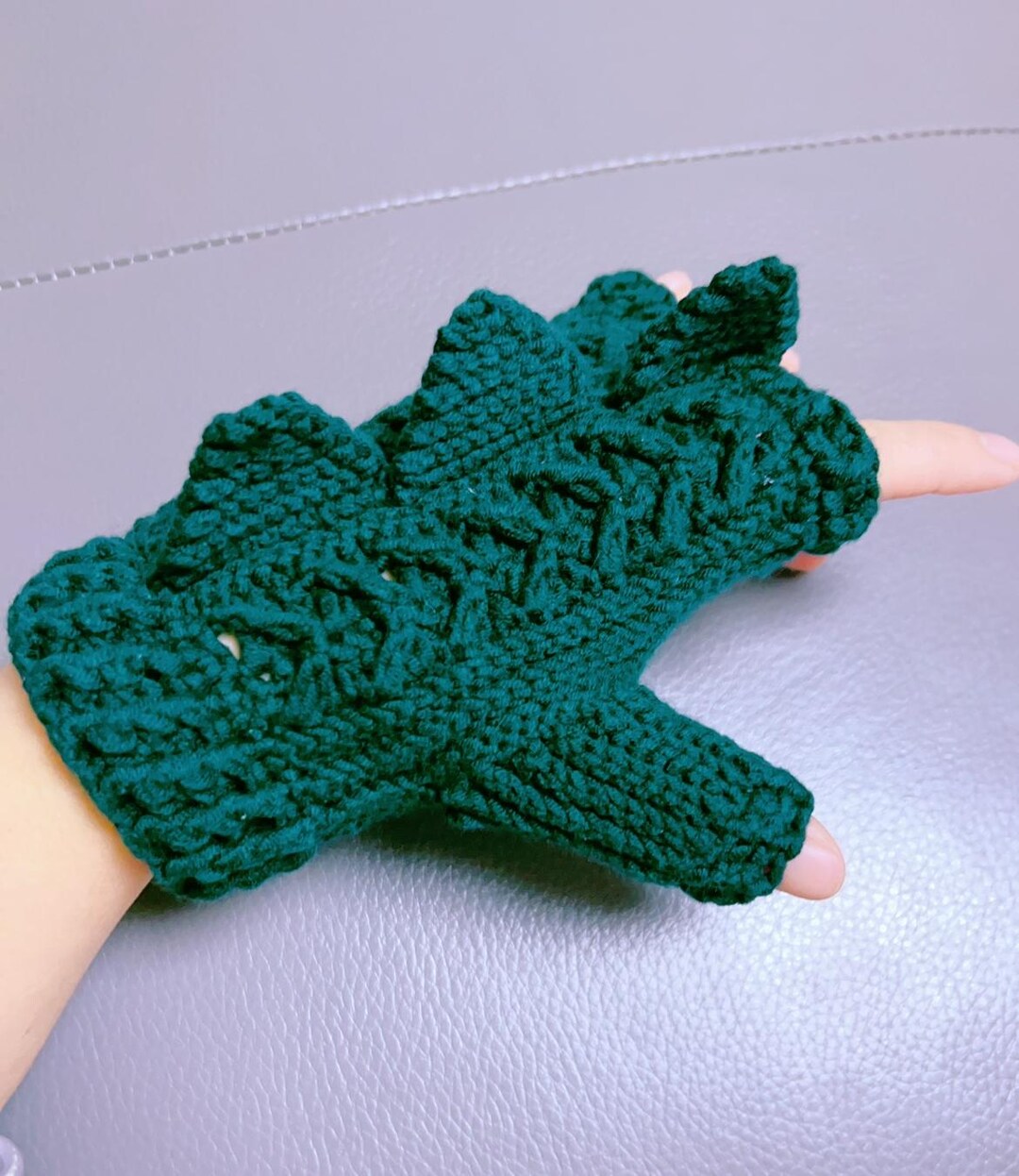 Handmade Dinosaur Gloves Tutorial, Jurassic Crochet Pattern, Crochet ...
