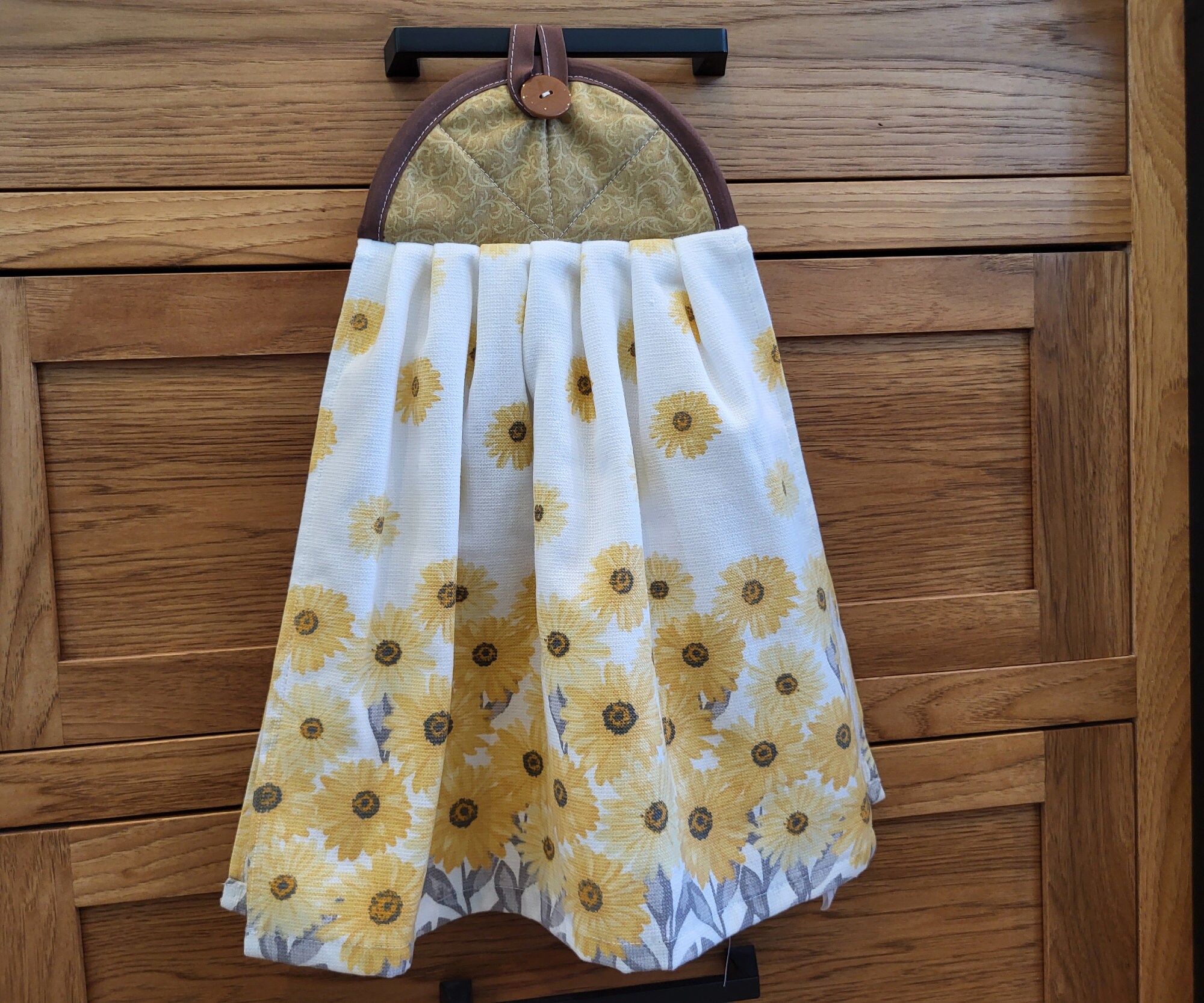 Yellow Daisies Decorative Hanging Kitchen Hand Towel With Loop Spring ...