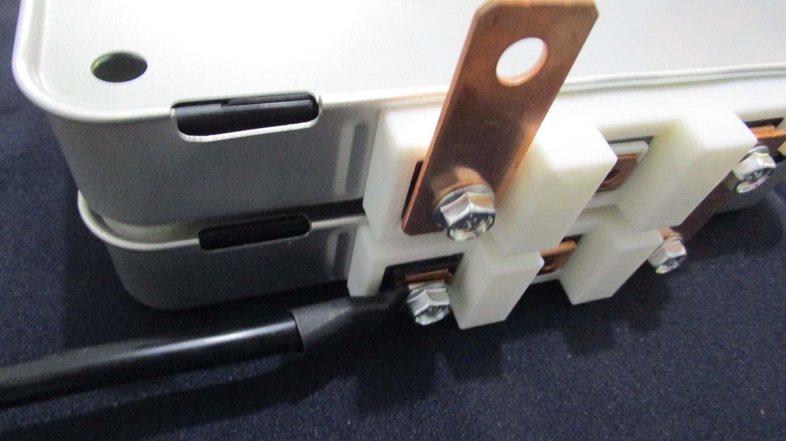 3D Printed Nissan Leaf Battery Terminal Separator for Generation 1 and ...