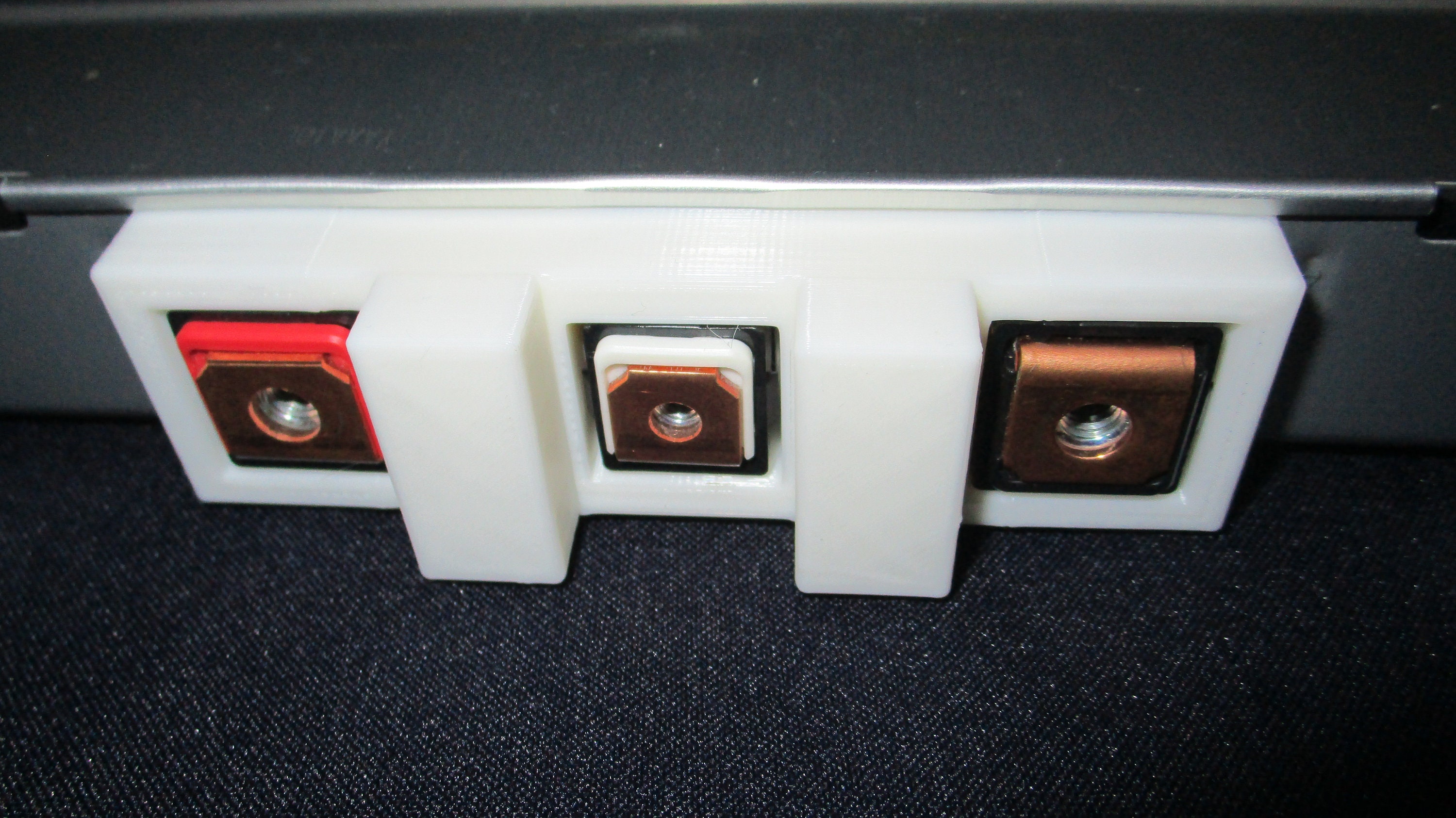 3D Printed Nissan Leaf Battery Terminal Separator for Generation 1 and ...
