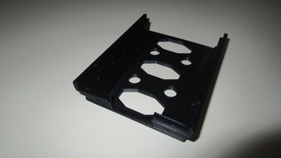 3D PRINTED Stackable Ssd Caddy for Solid State Drive 2.5" FF 100.45mm X ...
