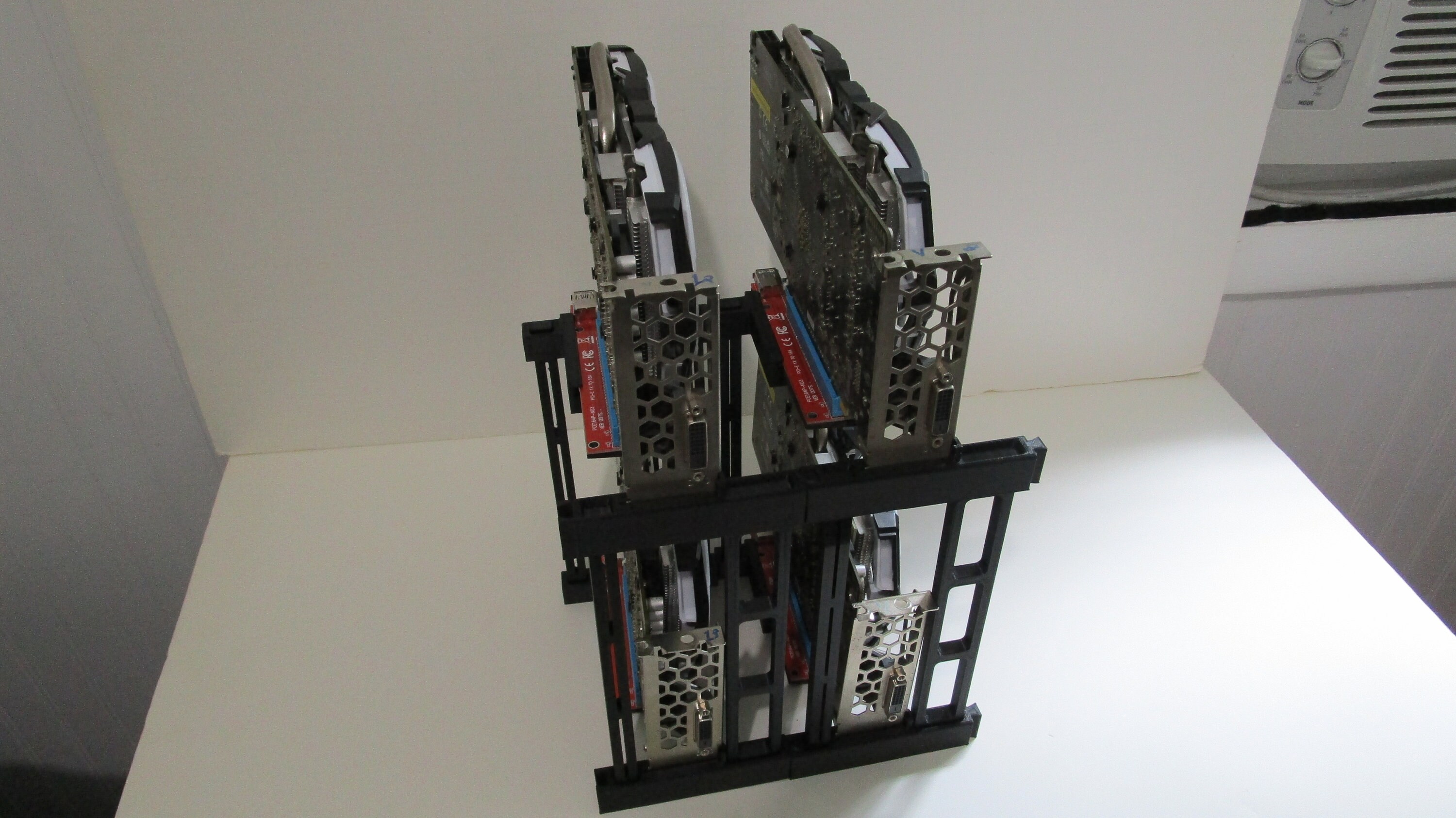 3D Printed Expandable Dual Video Card Gpu Stilts Kit Interlocking ...