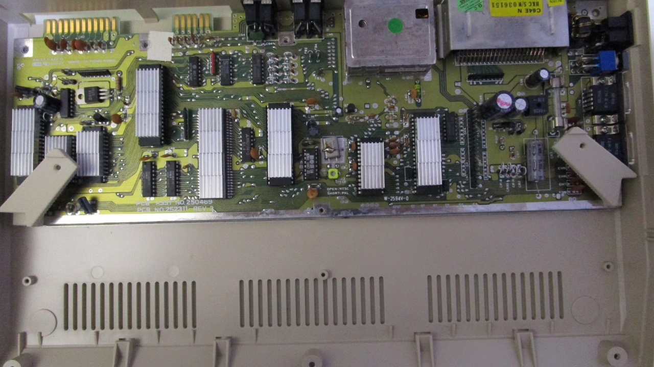 3D Printed Internal Case Repair Kit for COMMODORE 64C - Etsy