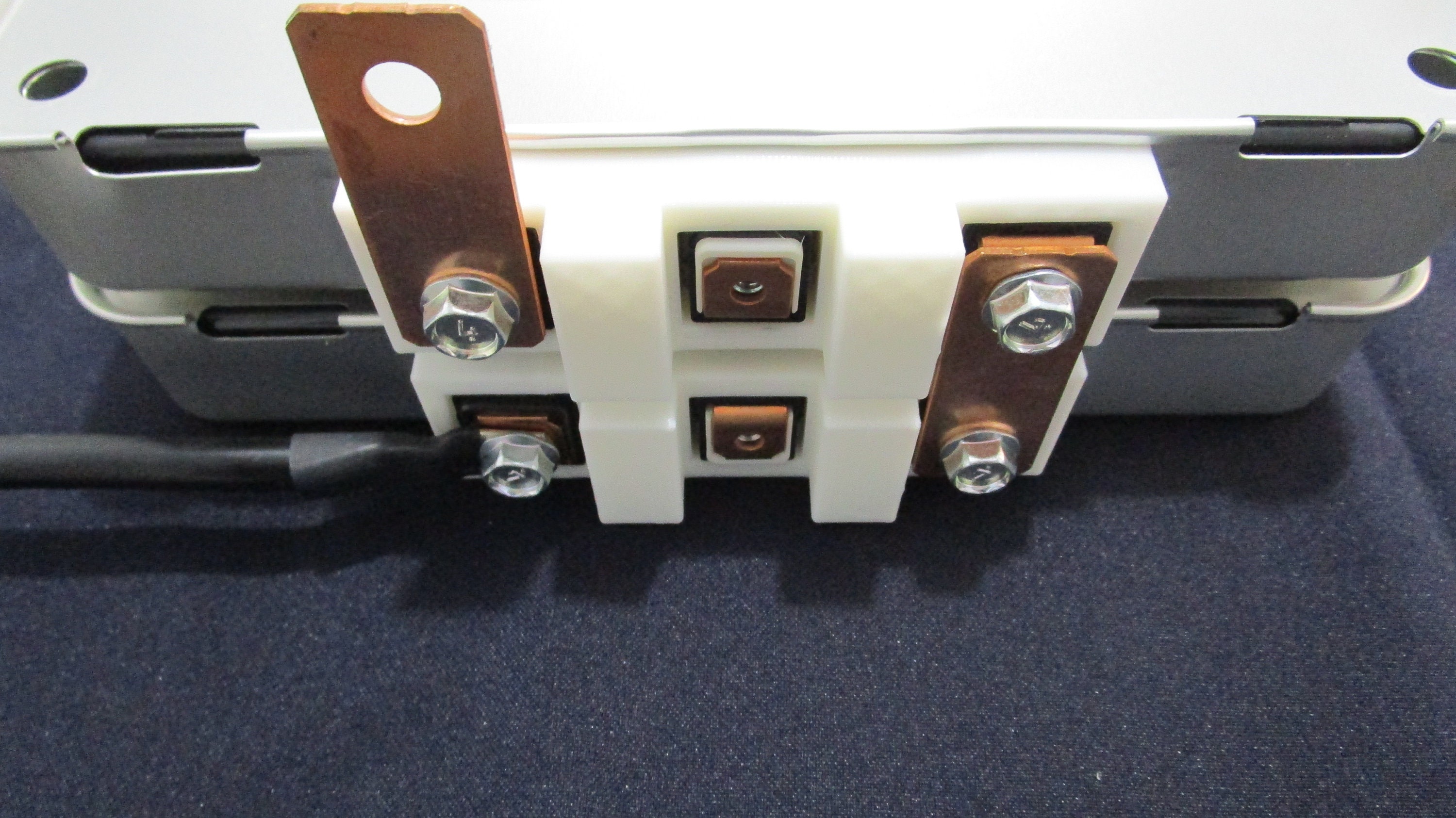 3D Printed Nissan Leaf Battery Terminal Separator for Generation 1 and ...
